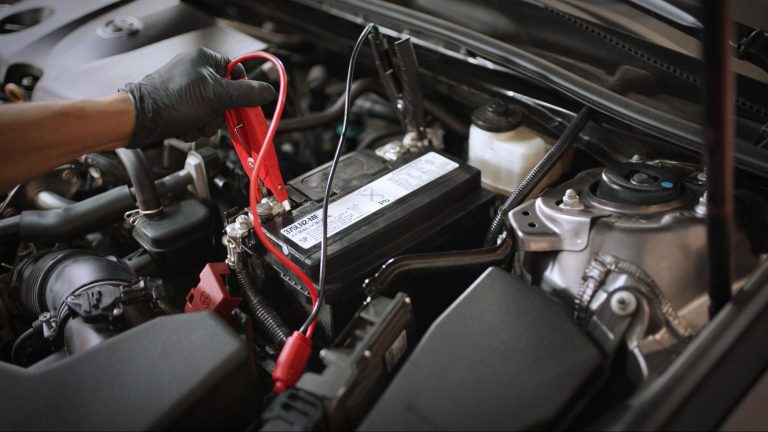 How to Extend the Life of Your Car Battery - AutoDukan